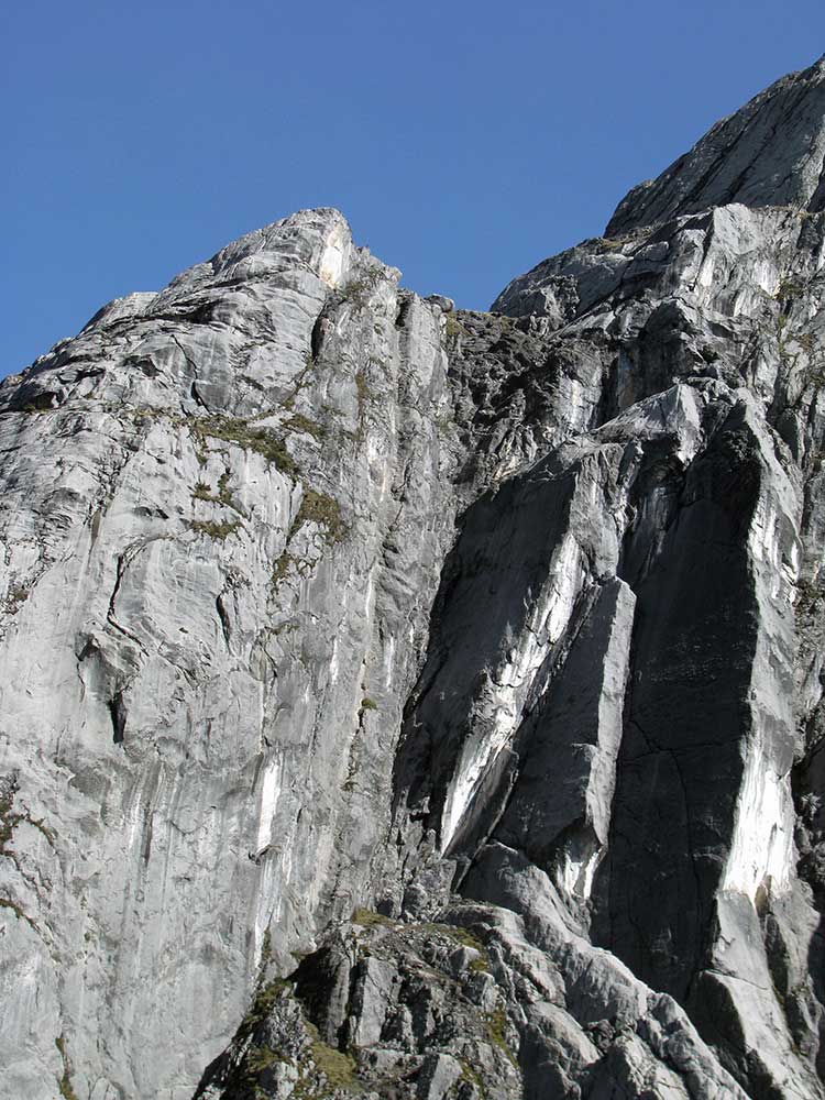 Climb Carstensz Pyramid with Adventure Peaks | Adventure Peaks