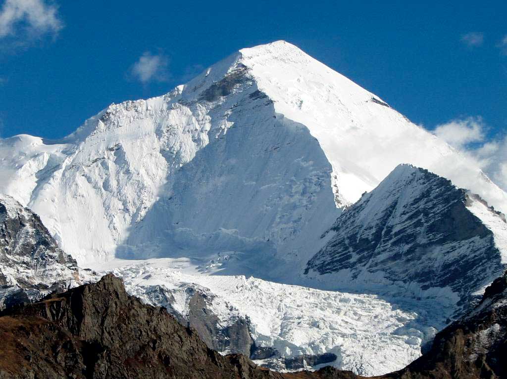Climb Mount Nun with Adventure Peaks | Adventure Peaks
